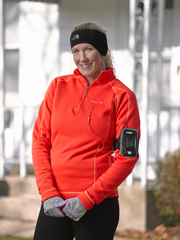 RUNNERS: Mindy and Ku Part 2 - Mindy - Troy Freund Photography